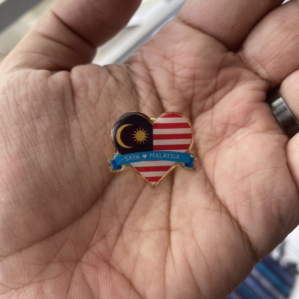 Pin Kolar Merdeka Saya Sayang Bendera Jalur Gemilang - Metal Collar ...