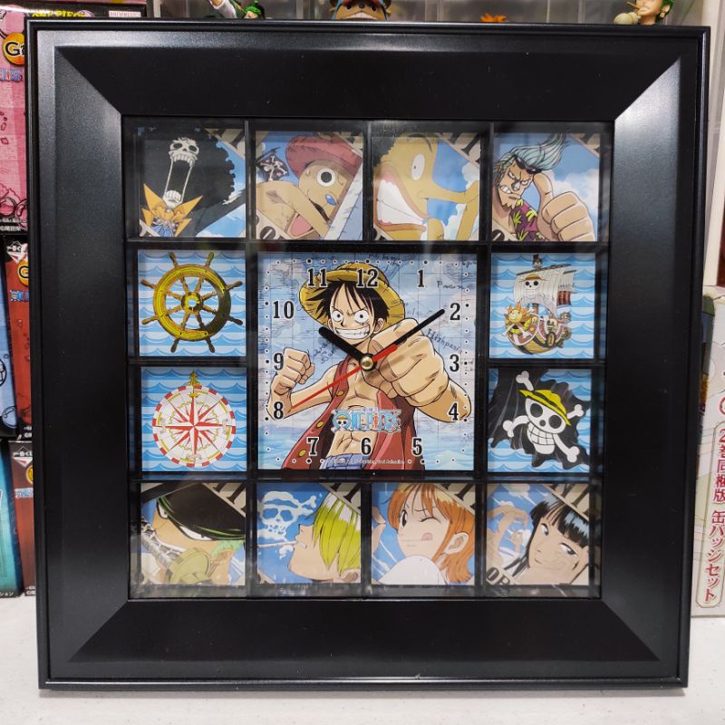 One Piece ~ Gift Merchandise ( Wall Clock, Mirror, Tote Bag, Towel Etc ...