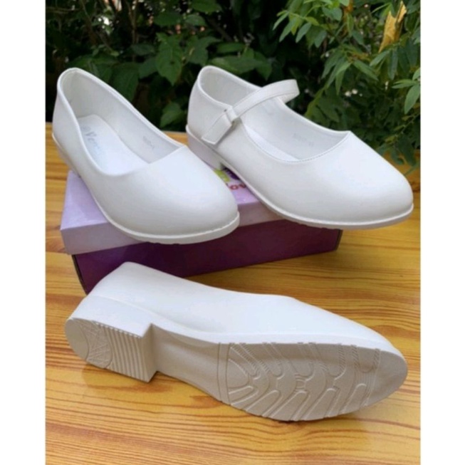 White Shoes for Nursing Students | Shopee Philippines
