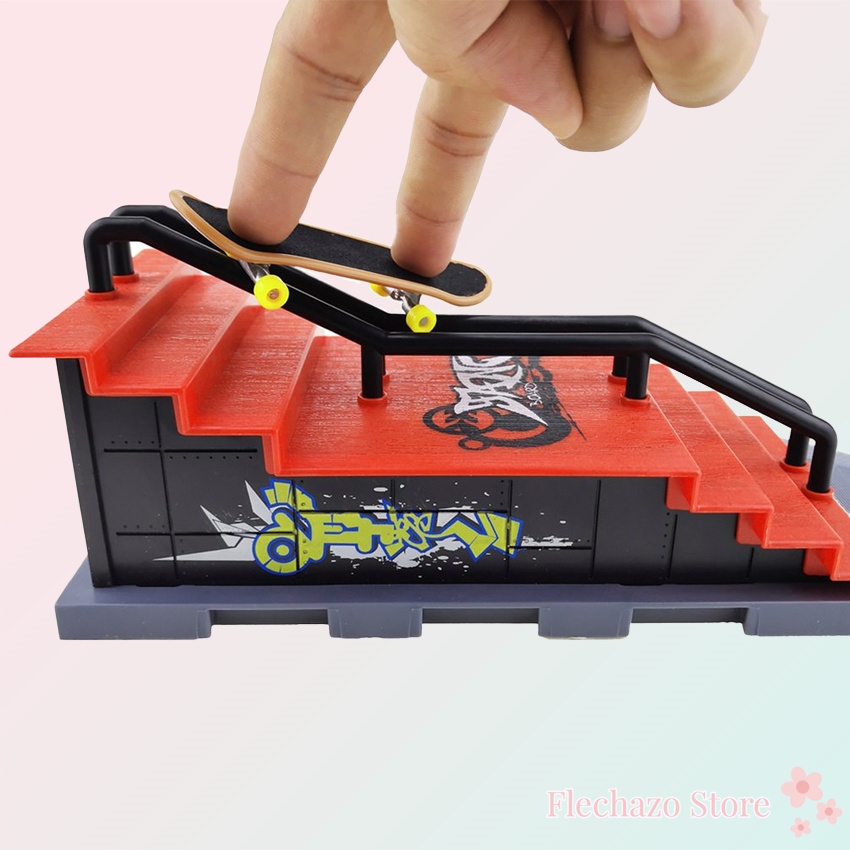Mini Fingerboard Set Children Finger Skateboards Park Toy Plastic ...