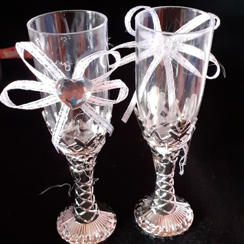 Acrylic Plastic Goblets for DIY Souvenirs (Silver/Gold) | Shopee ...