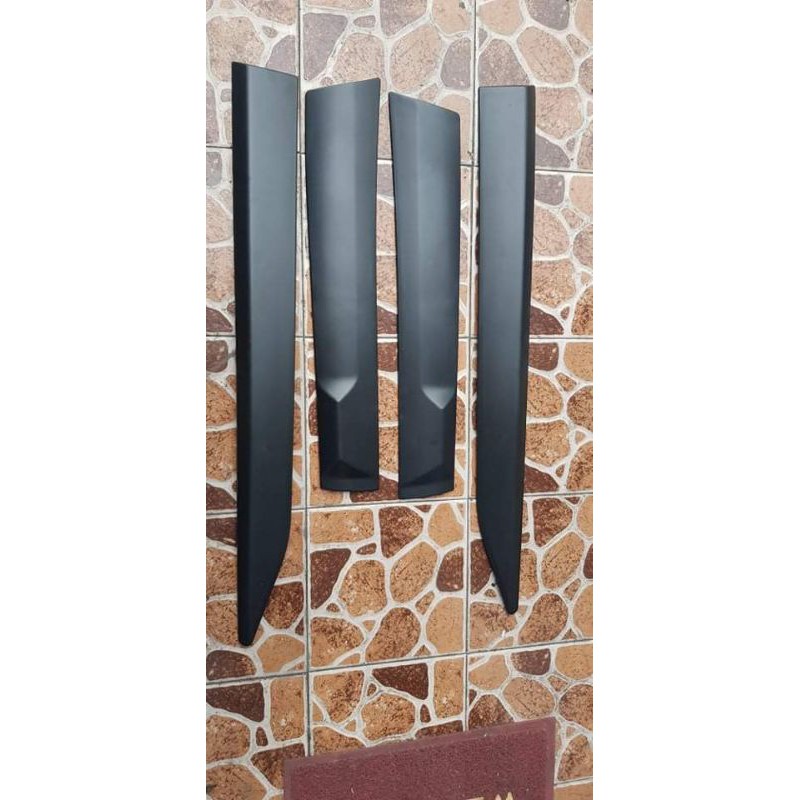 Side Moulding Black Body Side Moulding for Toyota Fortuner 2016 to 2020 ...