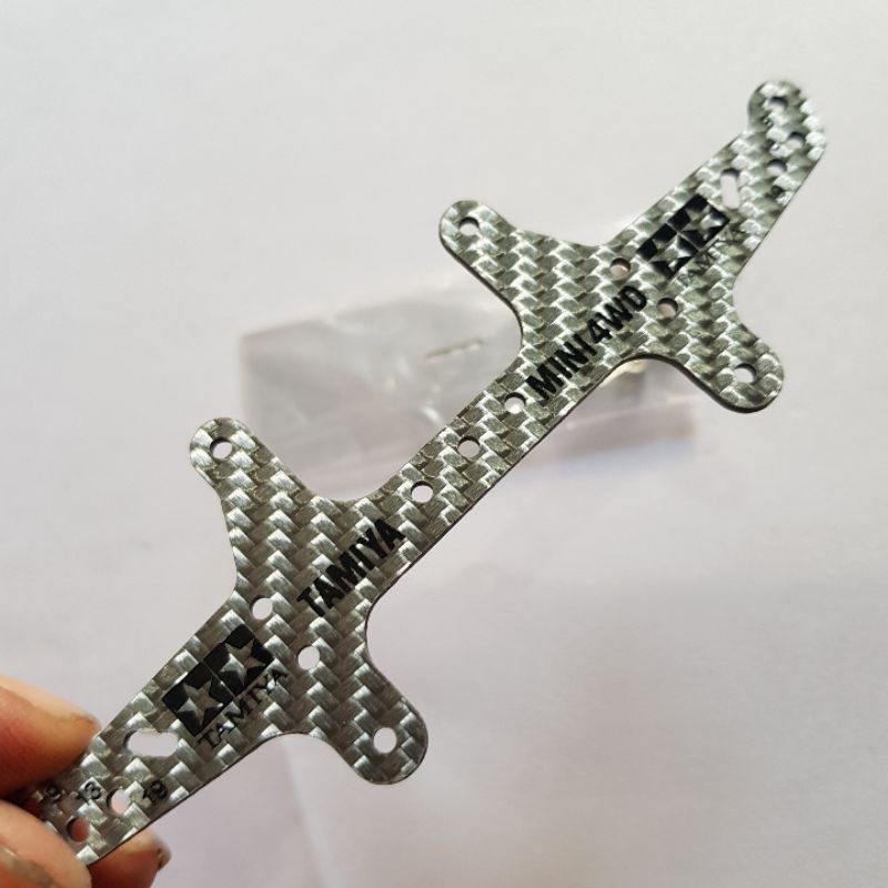 REP TAMIYA 95306 HG CARBON REAR MULTI ROLLER SETTING STAY 1.5MM/SILVER ...