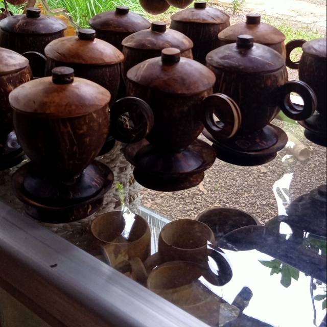 Coconut shell glass + saucer | Shopee Philippines