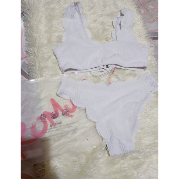 Brandnew Romwe White Two Piece Swimwear ( padded) | Shopee Philippines
