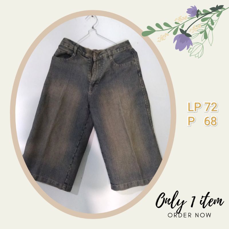 Preloved 3/4 jeans shorts / jeans / Three quarter trousers | Shopee ...