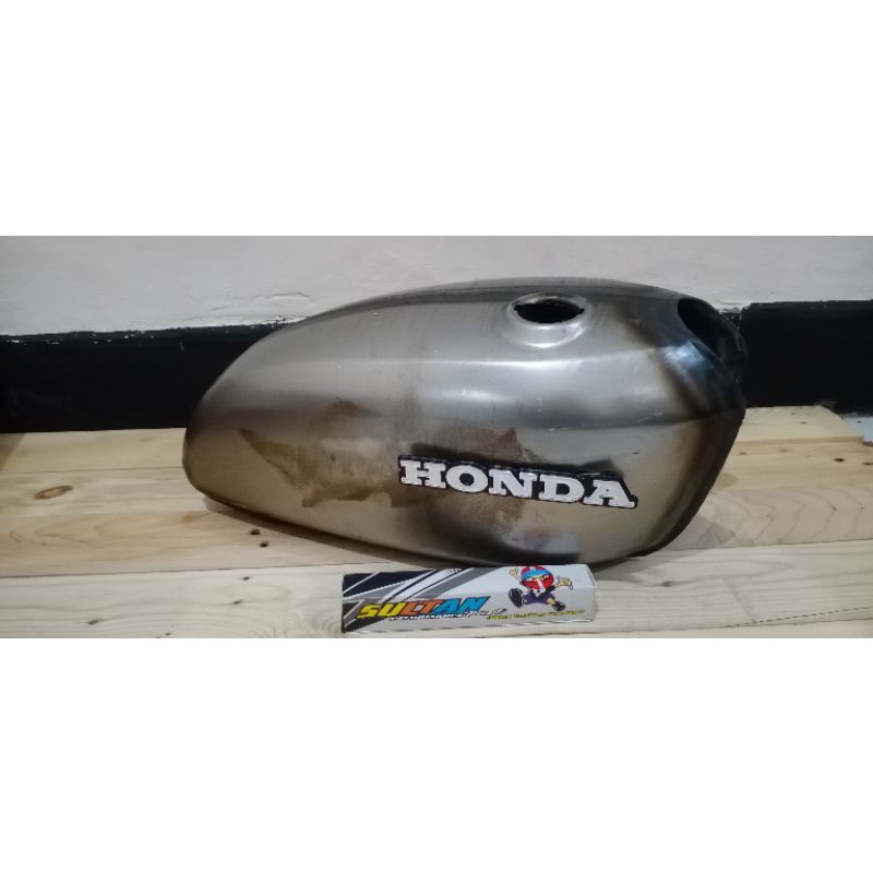 Cb tank cb tank cb sultan cb125 cb 125 set emblem sultan part | Shopee ...