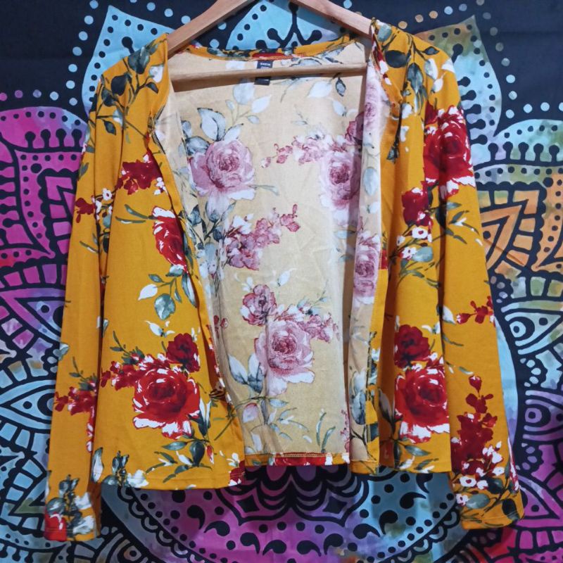 1xl mustard topper, 42-44 A36 | Shopee Philippines