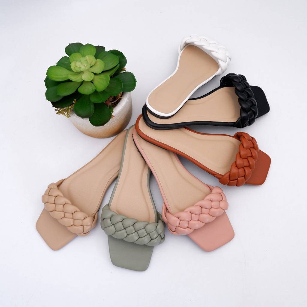 ¤R&A310 Flat Big Braided Toe Strap Slides (Standard Fitting) | Shopee ...