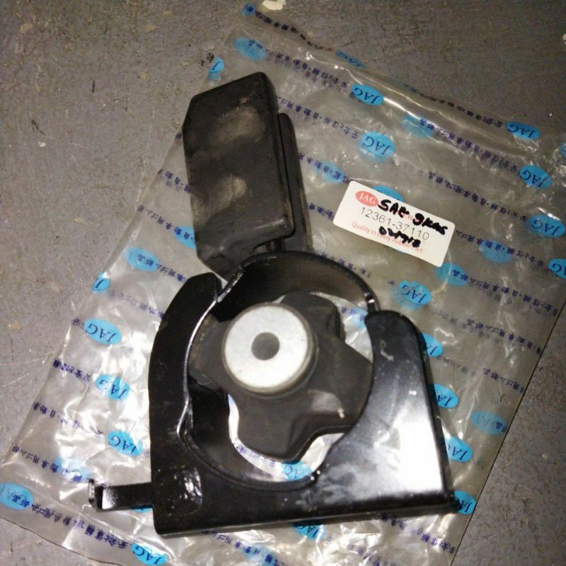 Engine Support Front Toyota Altis (2013-2018) | Shopee Philippines