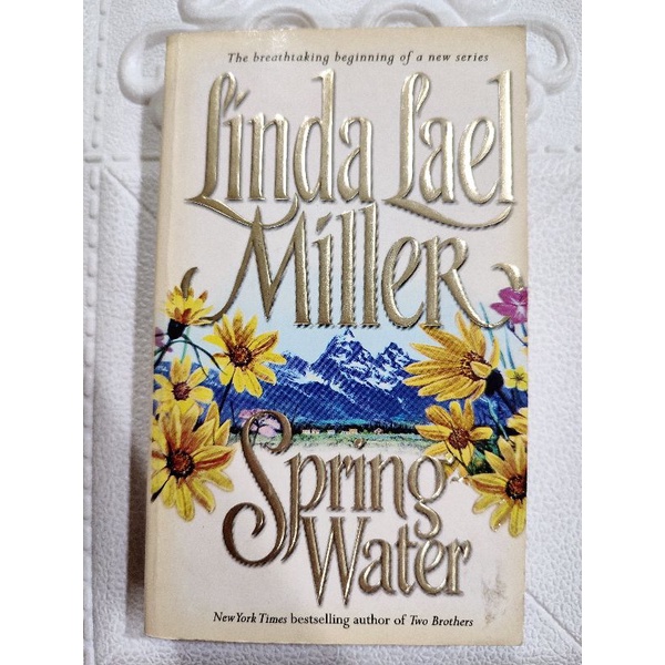 Kalibruhan:Linda Lael Miller : Spring Water (Romance) | Shopee Philippines