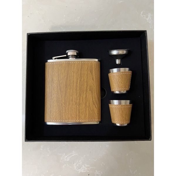 portable classical Gift set 4in1 wine pot set stainless steel hip flask ...
