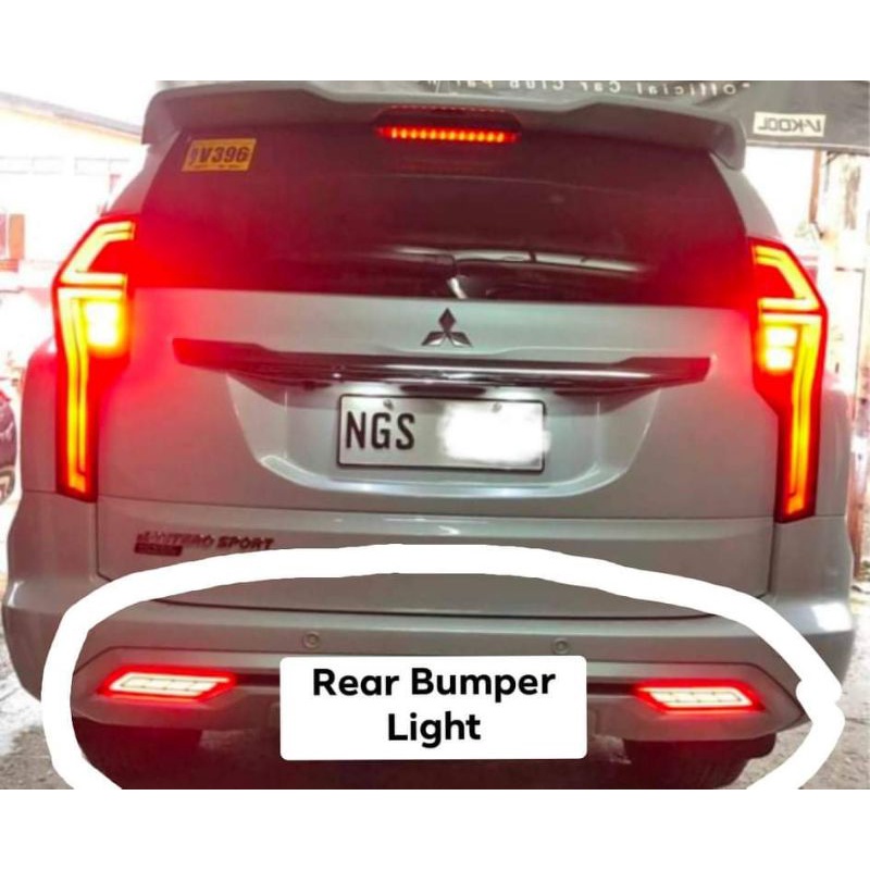Mitsubishi Montero 2020 - 2025 Rear Bumper Reflector with Light ...