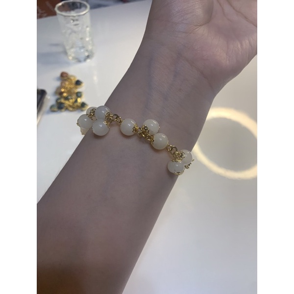 Burma Jade Arm Necklace Has A Alternating Colors And White Jade ...