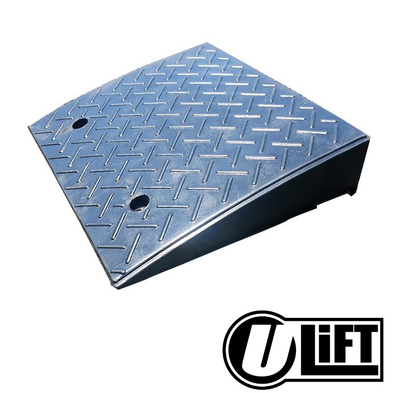 Curb Ramp Triangle (50x32.5x14CM) | Shopee Philippines