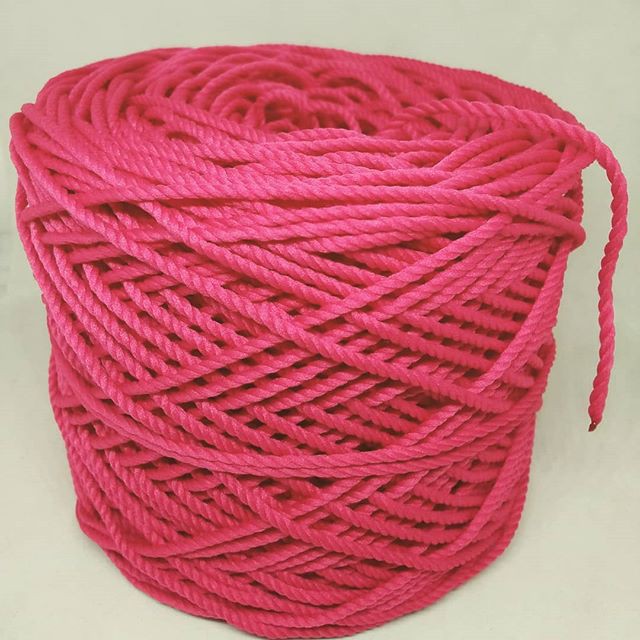 Fanta Bright Super Pink Polyester Knitting Yarn 105 (100grams) | Shopee ...