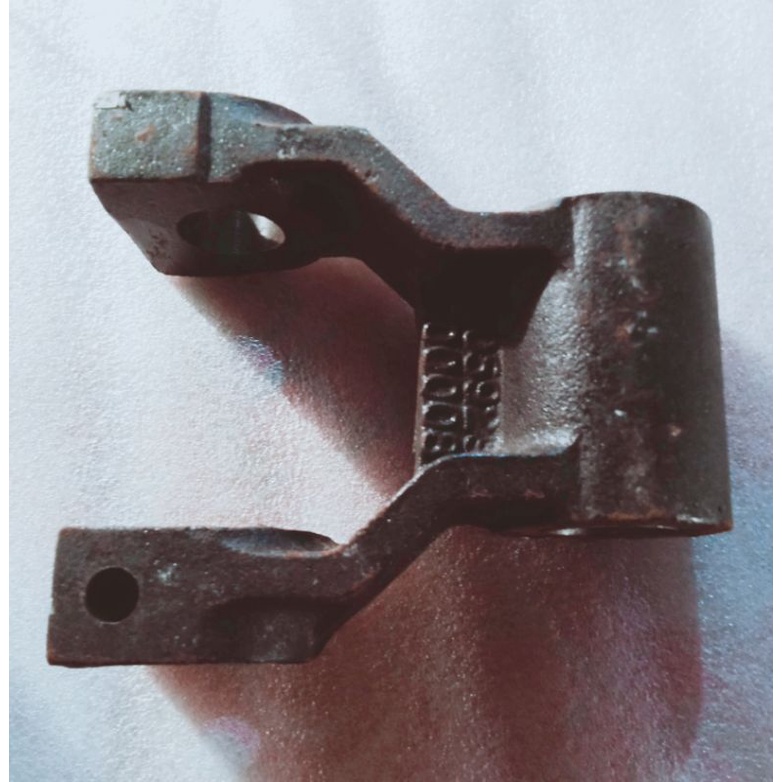 Hanger with bush assy 1105929500008 FOTON YZ4102 | Shopee Philippines