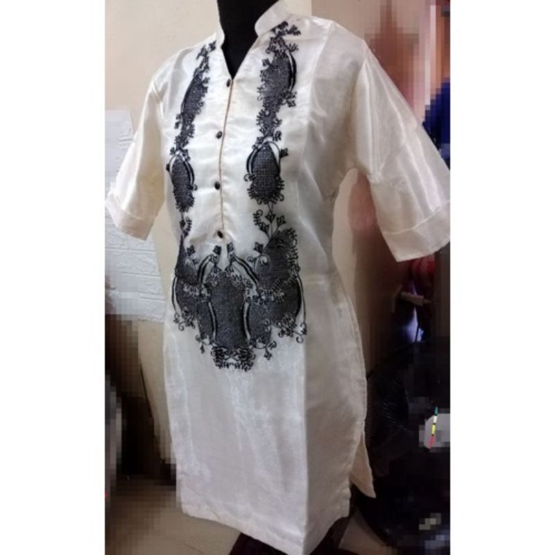 on hand!!! LADY'S DRESS 3/4 MARIAN BARONG and MARIA CLARA STYLE BLACK ...