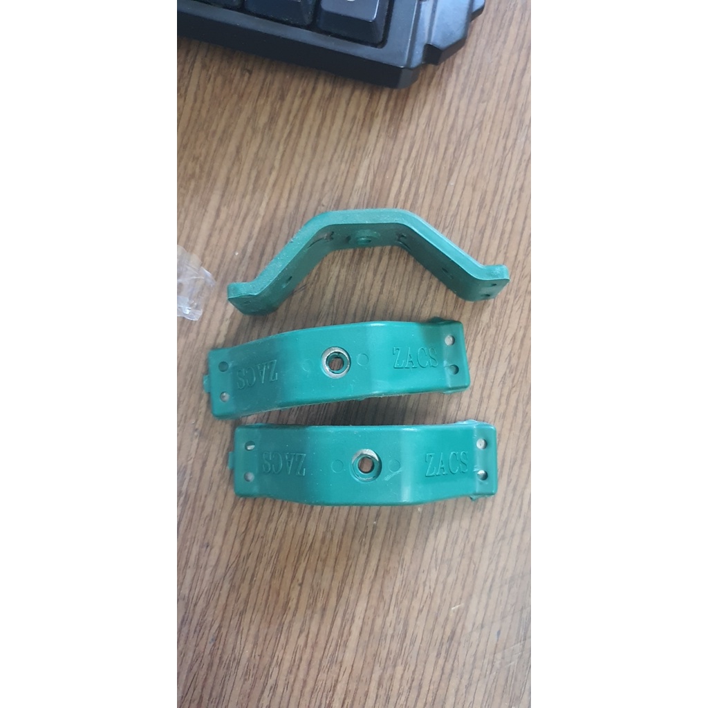 Steel core storm protection brackets, for corrugated iron roofs, box of ...
