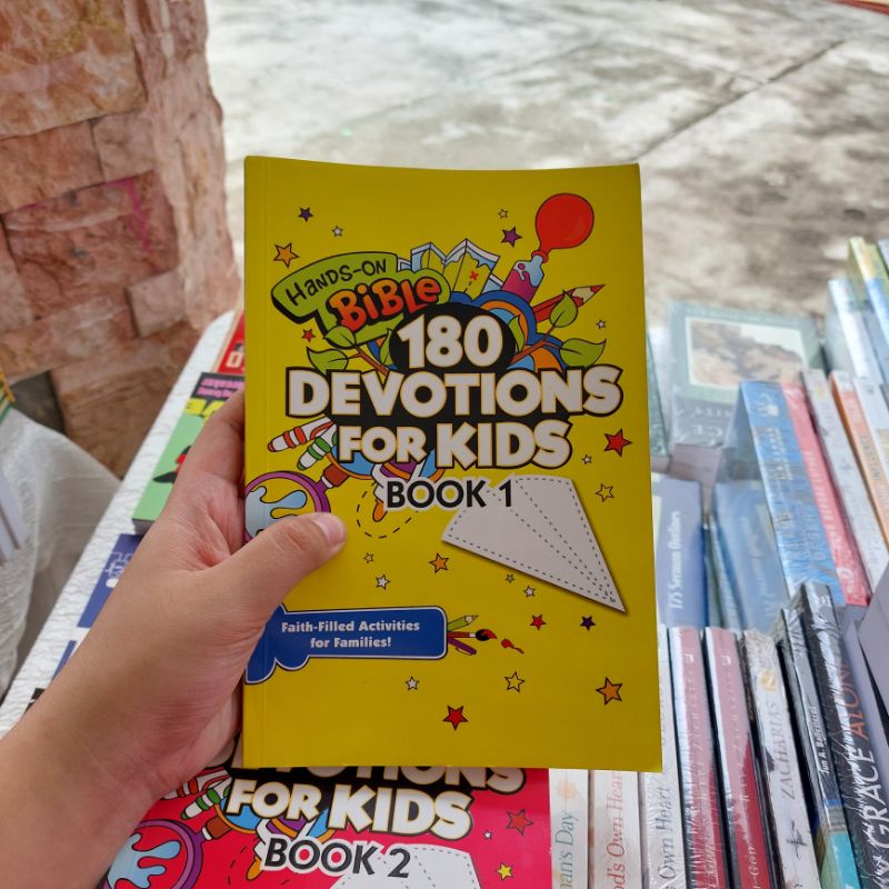 Hands-on Bible: 180 Devos for Kids 1 (UKAY BOOKAY) | Shopee Philippines