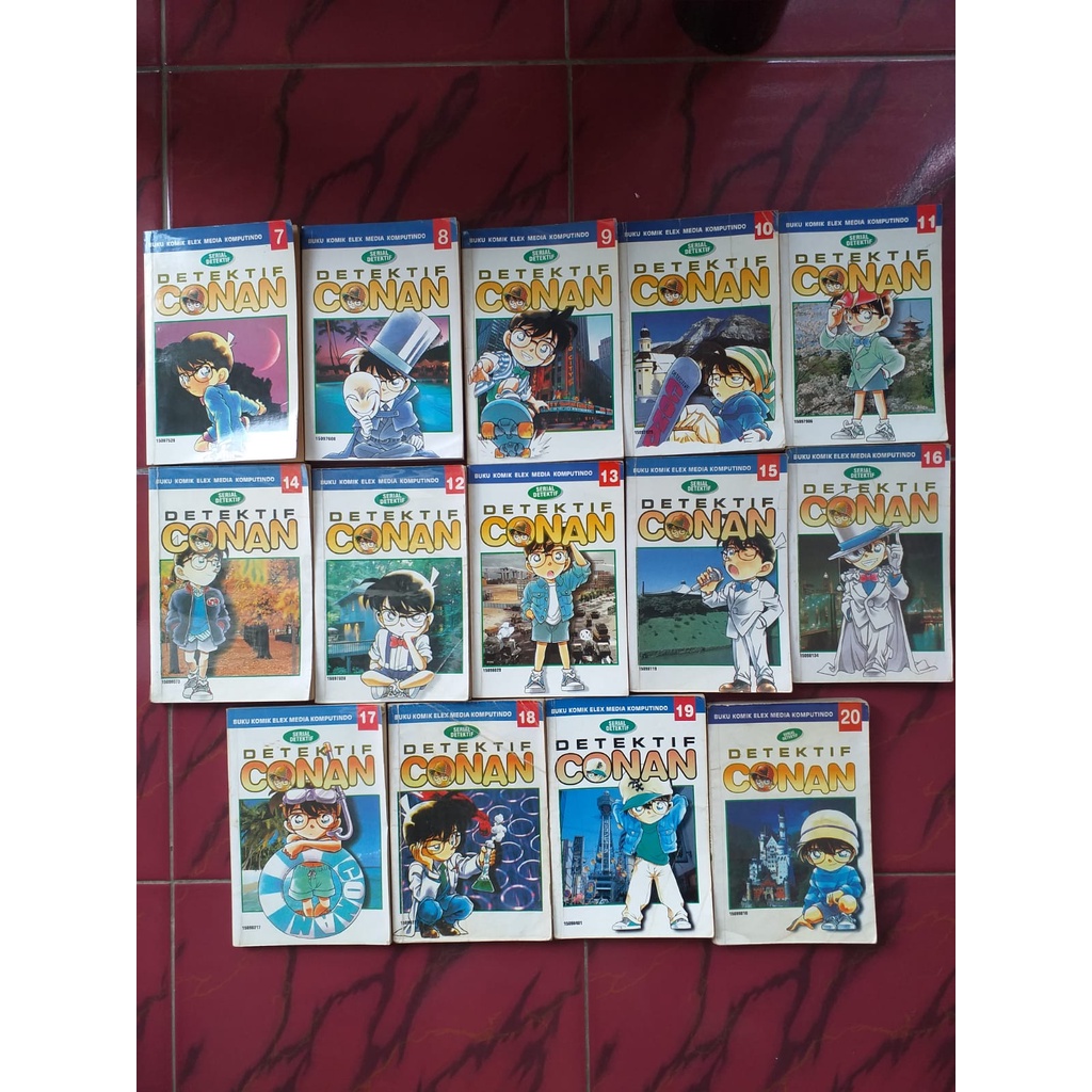 (Sale Preloved) Selling Serial Comic Book Detective Conan by Aoyama ...
