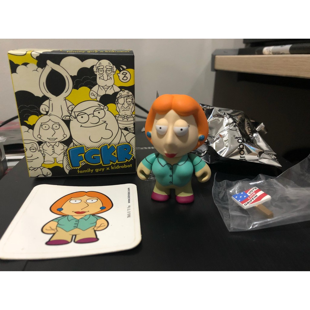 Family Guy x Kidrobot Series 1 3" Vinyl Figure Lois Griffin | Shopee ...