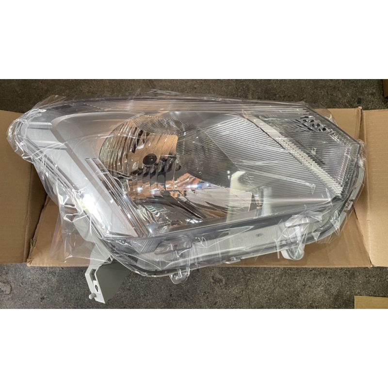 Isuzu Dmax 2017-2019 Headlight Bulb Type | Shopee Philippines