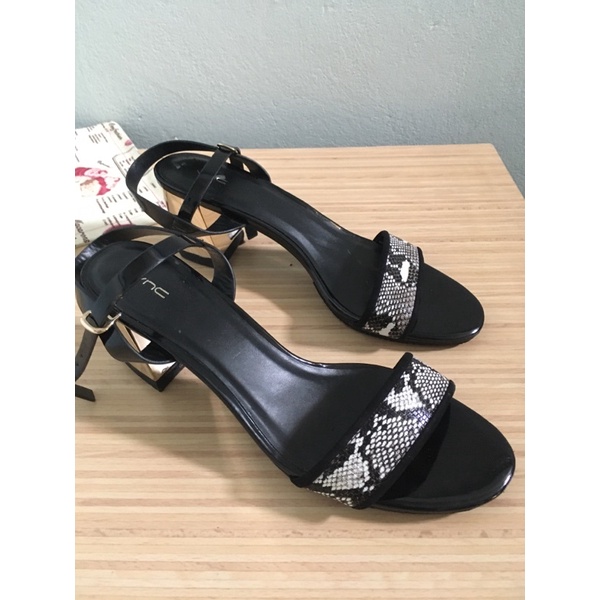 VNC Black High Heels Snake Pattern Face Square Heel Gold Strap 2.5 ...