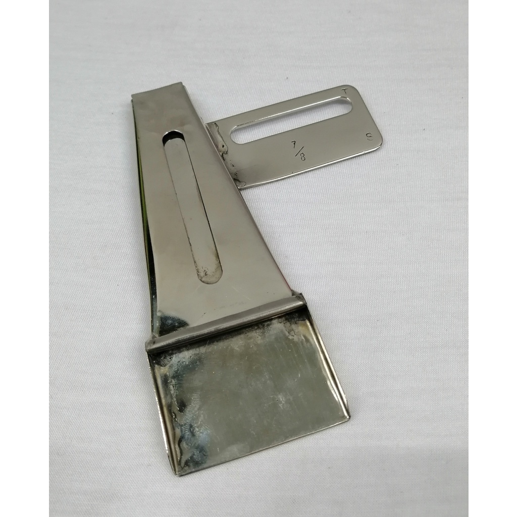 BELT LOOP FOLDER EDGES OVERLAPPING FOR INDUSTRIAL TWO NEEDLE SEWING ...