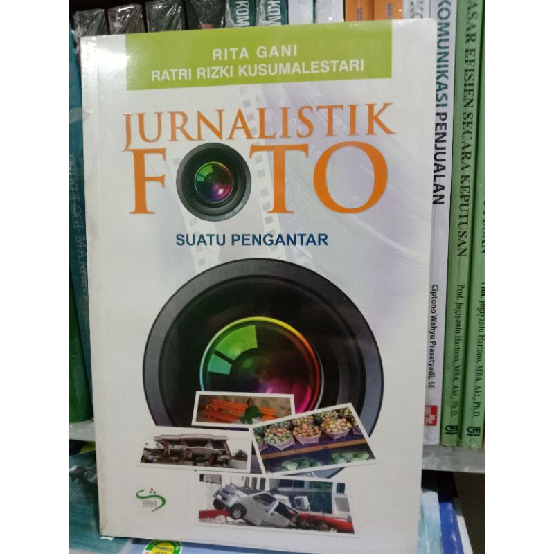 Photo Journalism Book An Introduction | Shopee Philippines