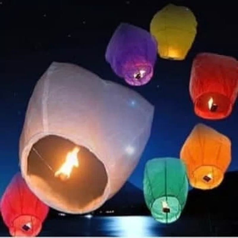 Sky Lanterm Flying Lantern Flying Lantern Colorful Flying Lantern ...