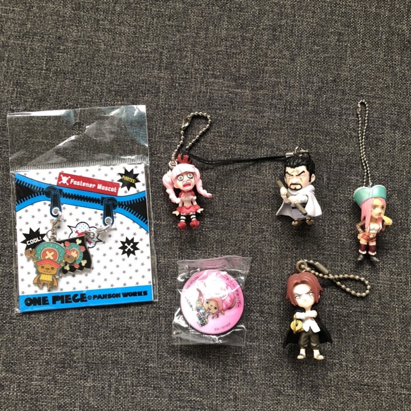ONE PIECE KEYCHAIN CHOPPER PERONA ADMIRAL ISSHO BONNEY ONE PIECE ...