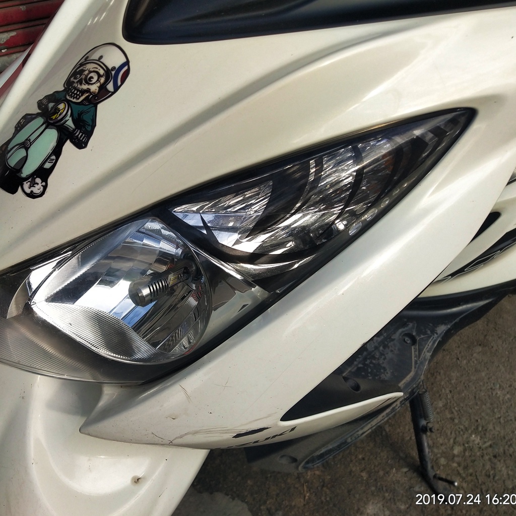 SUZUKI SKYDRIVE TRANSPARENT WINKER STICKER ( PAIR ) | Shopee Philippines