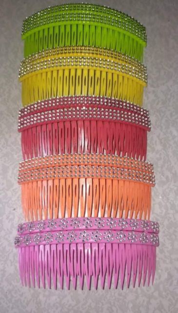 Payneta Comb Assorted Color 15.00 | Shopee Philippines