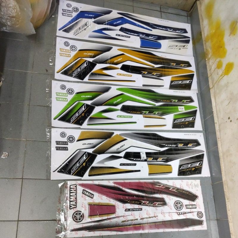 stiker body sticker stripe cover set (4) yamaha lc135 lc 135 lc135 v1 demak evo z | Shopee ...
