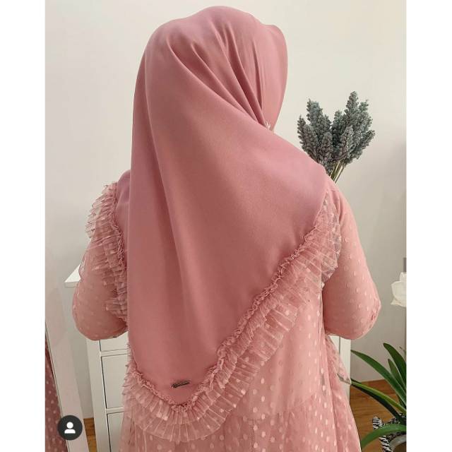 Bee Mee Victoria | Shopee Philippines