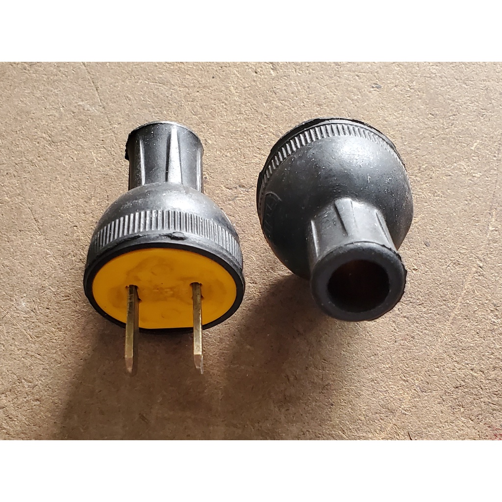 EAGLE PLUG - LOCAL BRAND - SAKSAKAN - FOR OUTLET - ELECTRICAL HD ...