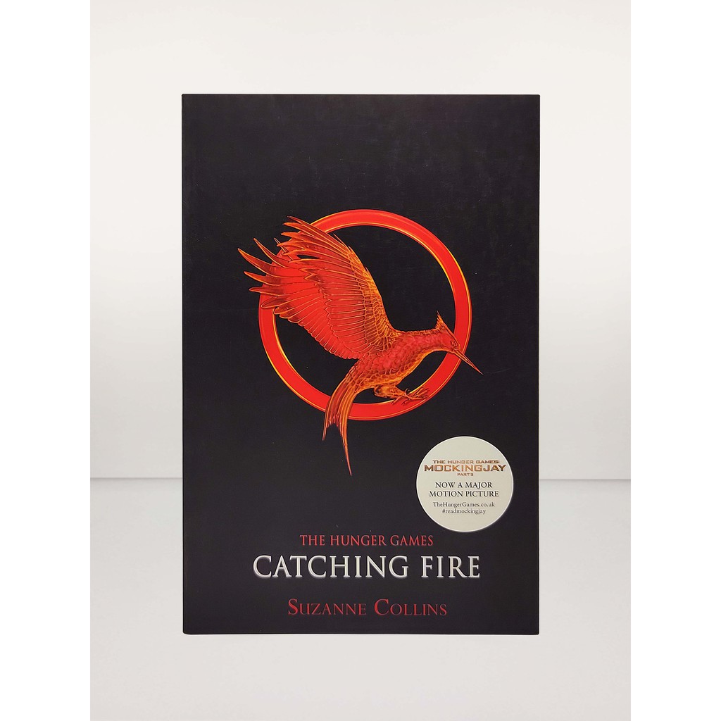 CATCHING FIRE: The Hunger Games #2 (SOFTCOVER) by: Suzanne Collins ...