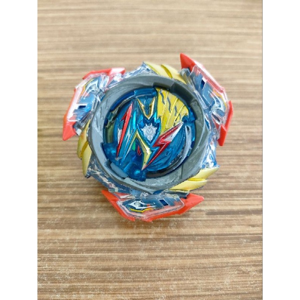 Beyblade Burst Dynamite Battle Ultimate Valkyrie Takara Tomy | Shopee ...