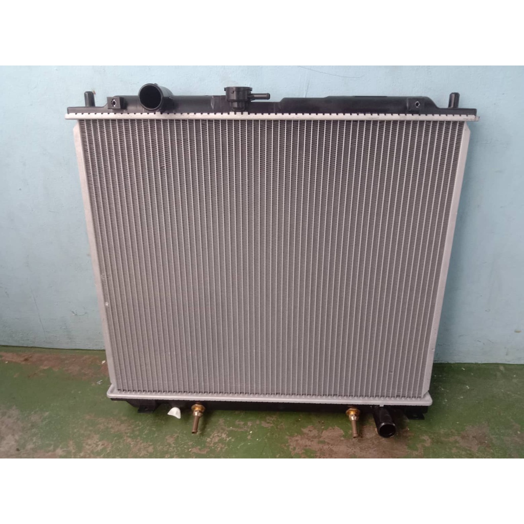 Mitsubishi Pajero Radiator fieldmaster | Shopee Philippines