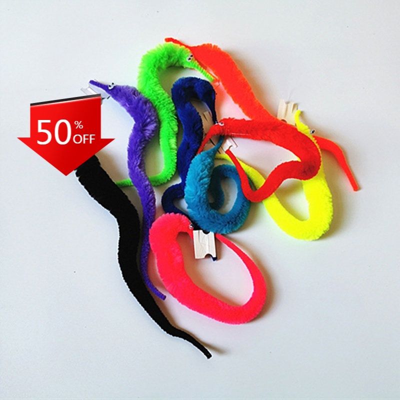 Magic Twisty Fuzzy Worm Wiggle Moving Sea Horse Kids Close-Up Street ...