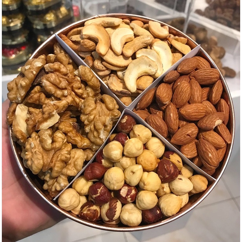 nuts&nuts - almonds , walnuts , cashew , hazelnuts - ideal for gift ...
