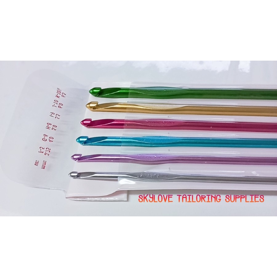 Susan Bates 12196 Silvalume Crochet Hook Set | Set of 6 Crochet Hooks ...