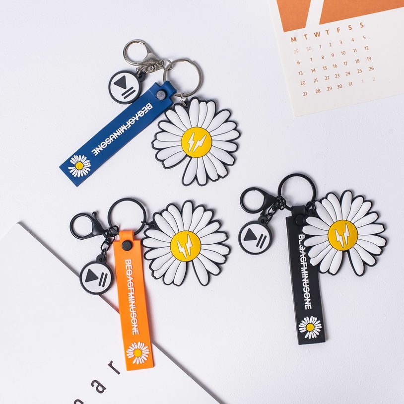 G-Dragon Series 2 Lightning Chrysanthemum keyholder Keychain | Shopee ...