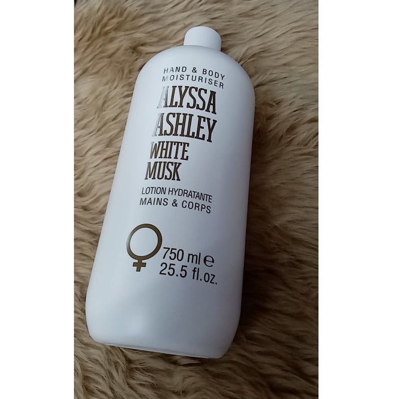 Alyssa Ashley Musk Lotion Original Rich Moisturizing Hand & Body Lotion ...