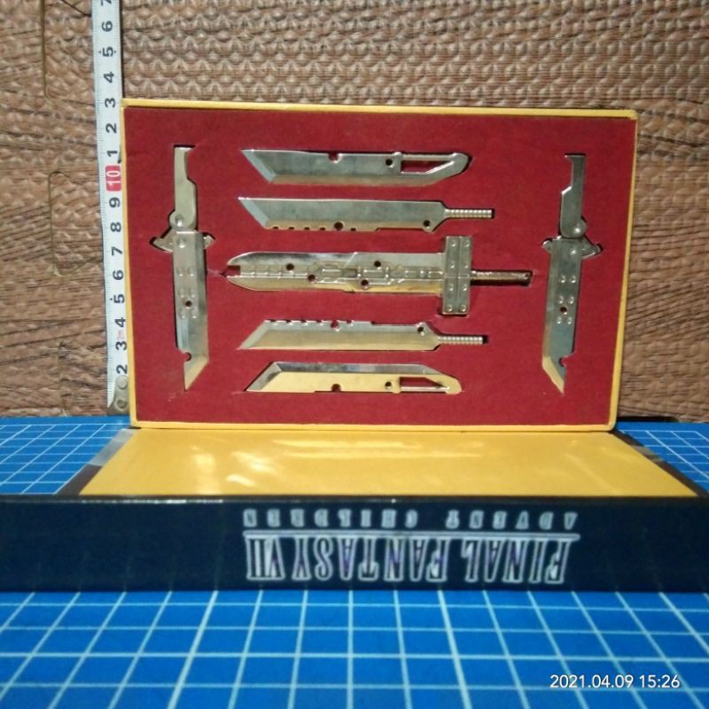 Final Fantasy VII: Cloud Strife fusion sword set | Shopee Philippines