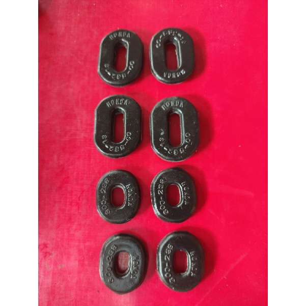 Side Cover Gromette Rubber (1set) TMX155 RUSI , RACAL, MOTORSTAR, PINOY ...