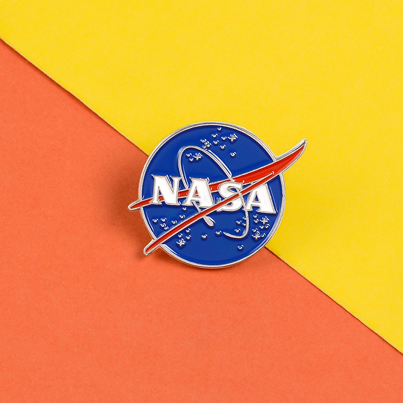 NASA Enamel Pin Astronaut Space Lapel Pin for Leather Coat Hat Bag ...