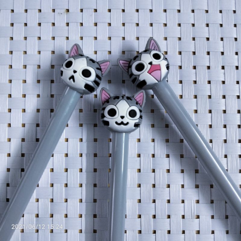 [winkwink] 117. Cute Pen Gel Pen Black Gel Pen [Design: Cats] | Shopee ...