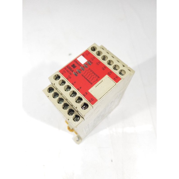 Safety Relay 24V AC/DC G9SA-501 OMRON(Original Made in Japan) BRANDNEW ...